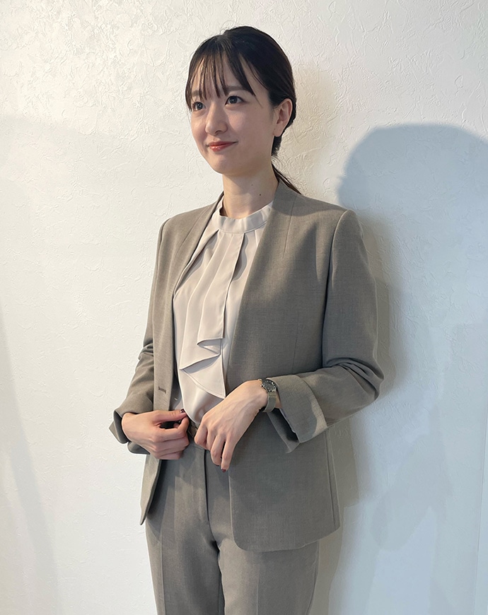 毎日、何着てる？リアル通勤服5DAYS | 特集【ORIHICA公式サイト】