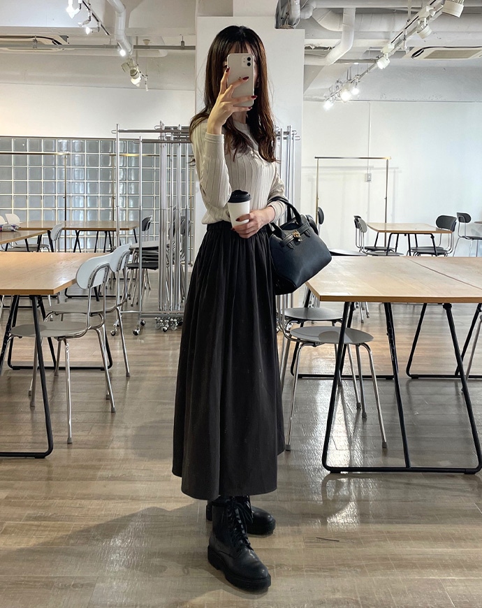 毎日、何着てる？リアル通勤服5DAYS | 特集【ORIHICA公式サイト】