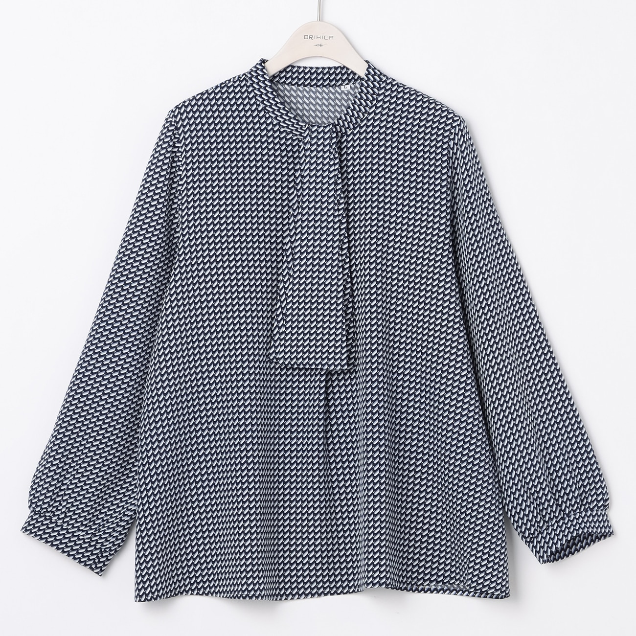 ORIHICA美ラクるブラウス 幾何学プリントボウタイ|O77_8652404 - ORIHICA 公式通販